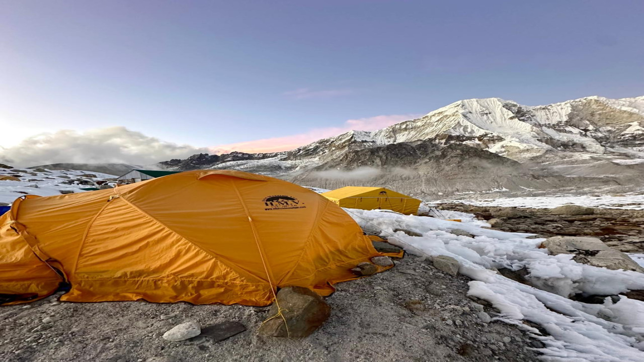Baruntse Base Camp | Hotel Mountain View
